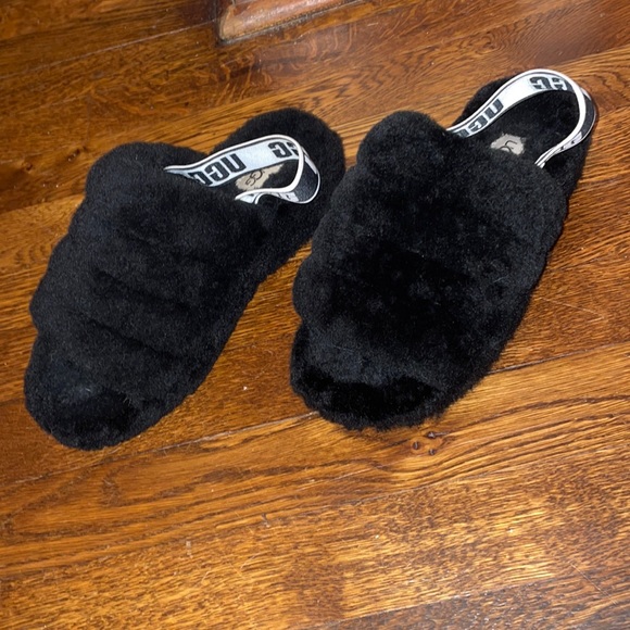 UGG | Shoes | Ugg Strap Fuzzy Slippers | Poshmark